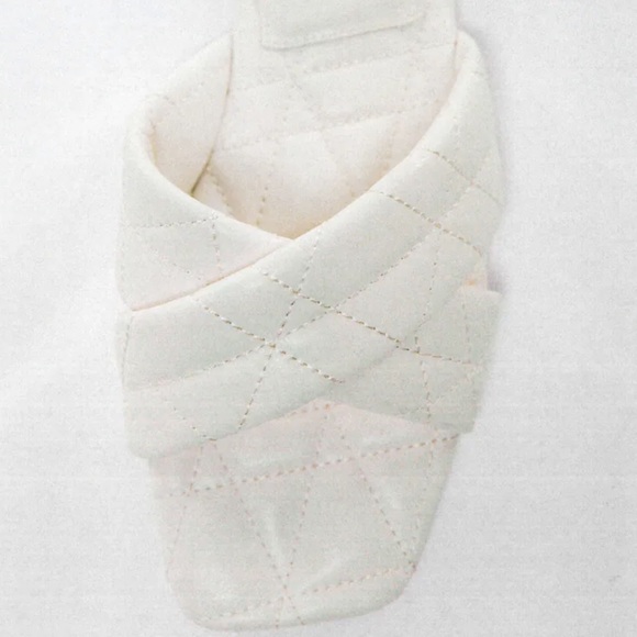 Zara | Shoes | Zara Off White Quilted Flat Slides | Poshmark